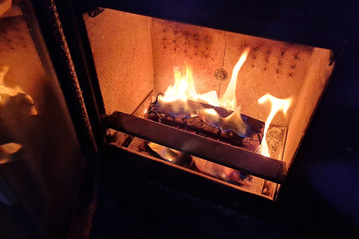 Firelogs (Explained & Tested) - Fireplace Universe