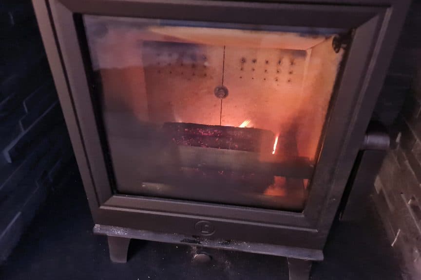 Firelogs (Explained & Tested) - Fireplace Universe