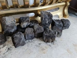 How To Arrange Gas Fireplace Media (Logs/Coals) - Fireplace Universe
