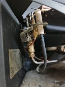 How Gas Fireplaces Work (Explained With Real Pictures)